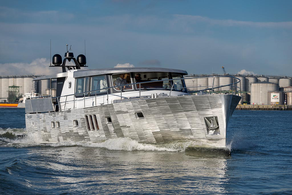 Aluminium Motor Boats | Deep Water Yachts